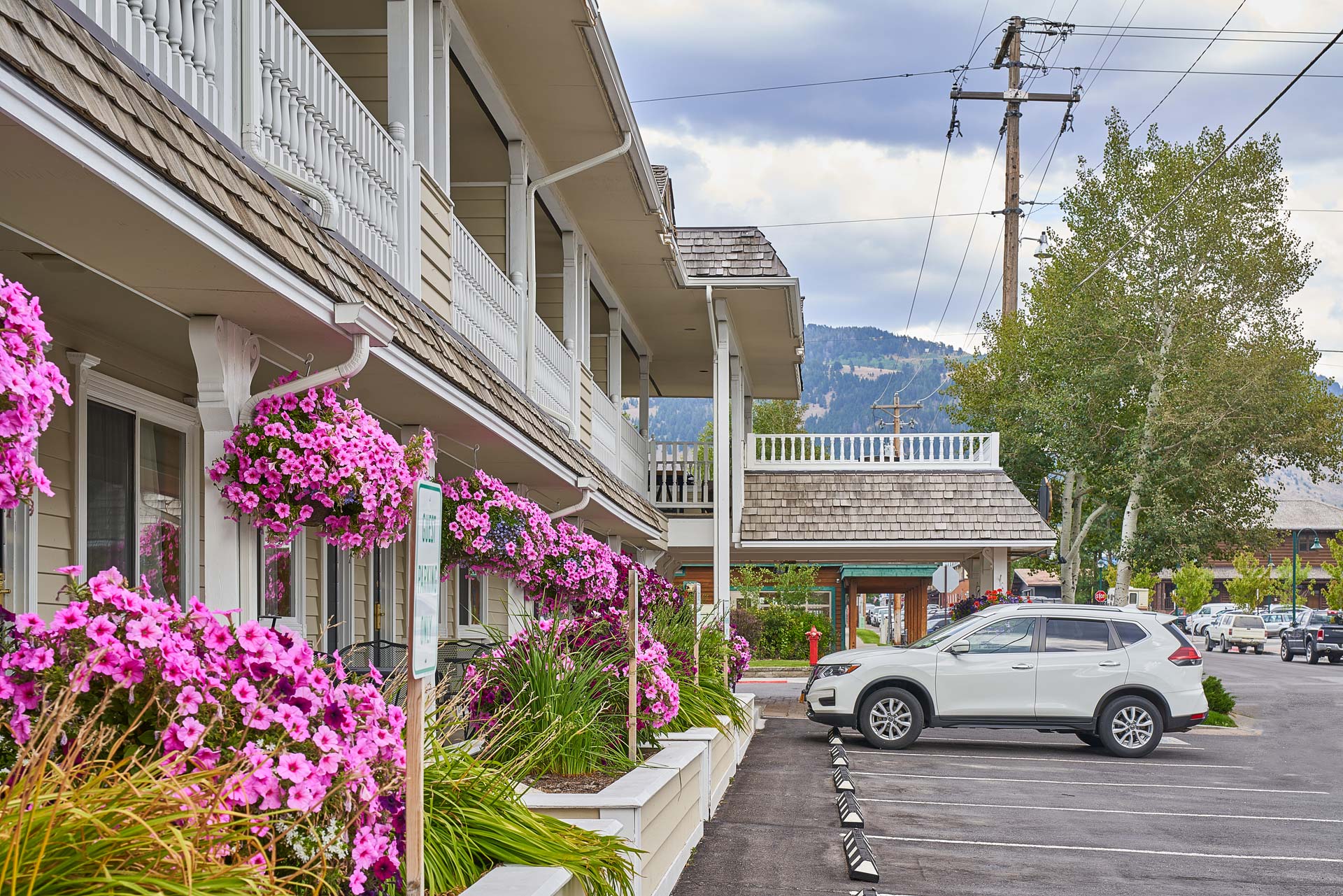 Jackson Hole Boutique Hotel | Parkway Inn | Photo Gallery